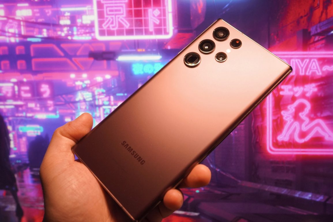 Samsung Galaxy S22 Ultra 5G : The Full, All-Lens Guide (Part 1 – Rear ...